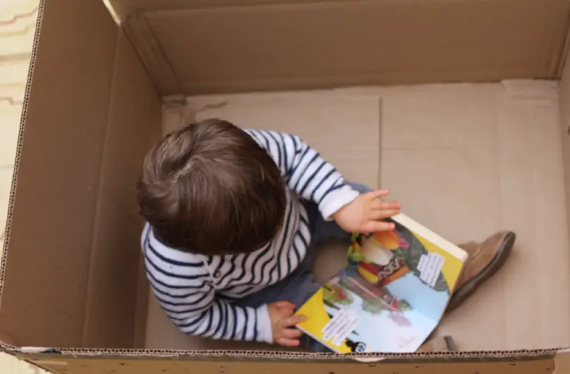 Bibliotecaja - Actividad de lectura en la caja - Manualidades Infantiles