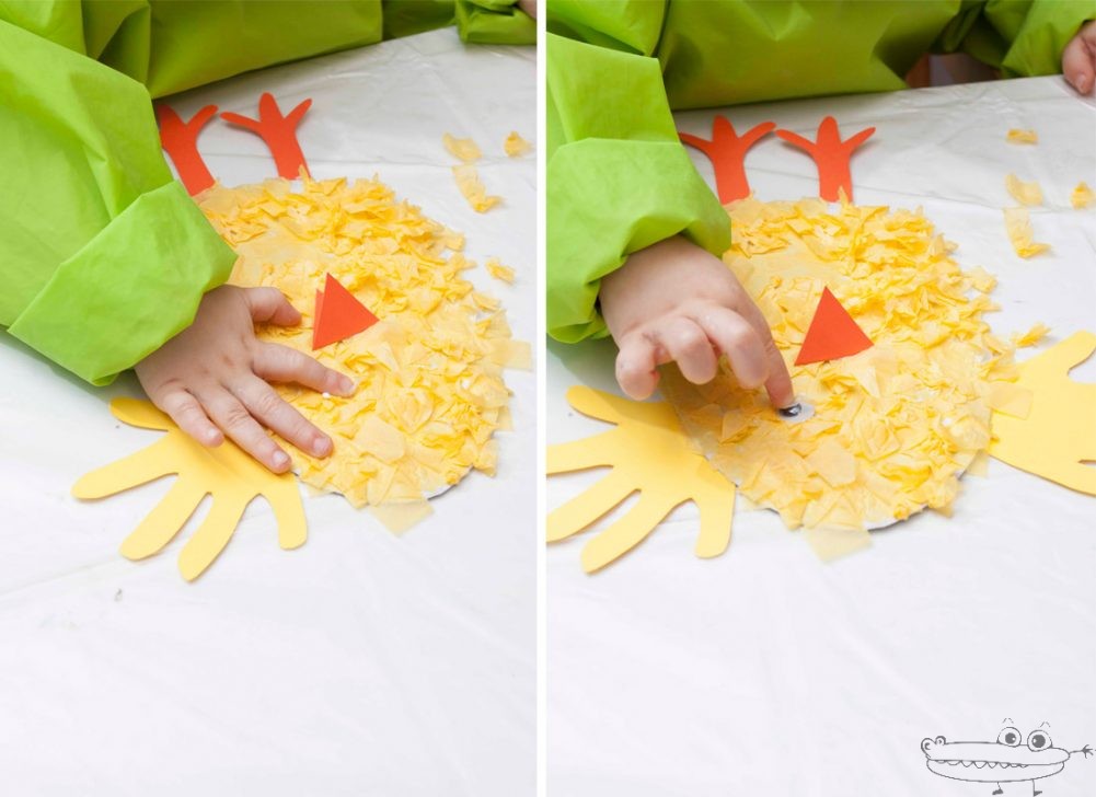 Pollito de Pascua con papel de seda -Manualidades Infantiles