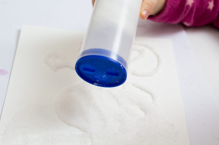 Arte con sal y acuarelas -Manualidades Infantiles