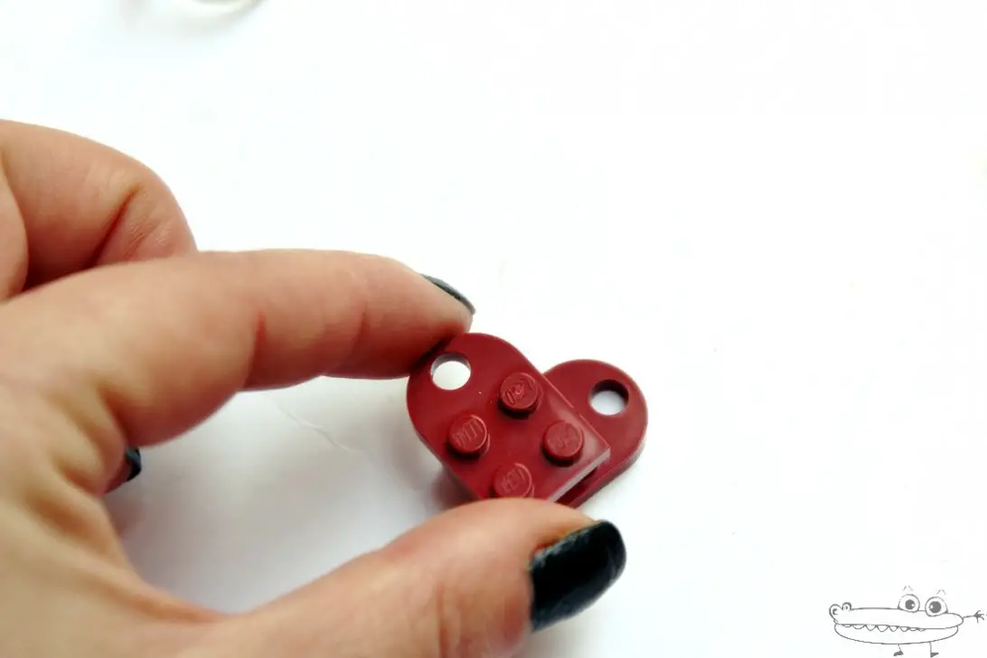 Anillo corazón de Lego para San Valentín -Manualidades Infantiles