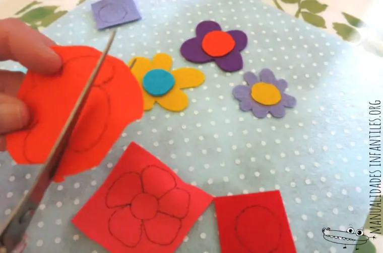 Libreta para mamá -Manualidades Infantiles