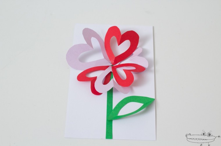 Tarjeta de San Valentín con flores -Manualidades Infantiles