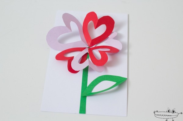Tarjeta de San Valentín con flores -Manualidades Infantiles